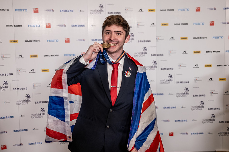 Refrigeration technician wins Bronze for Team UK at WorldSkills Lyon ...