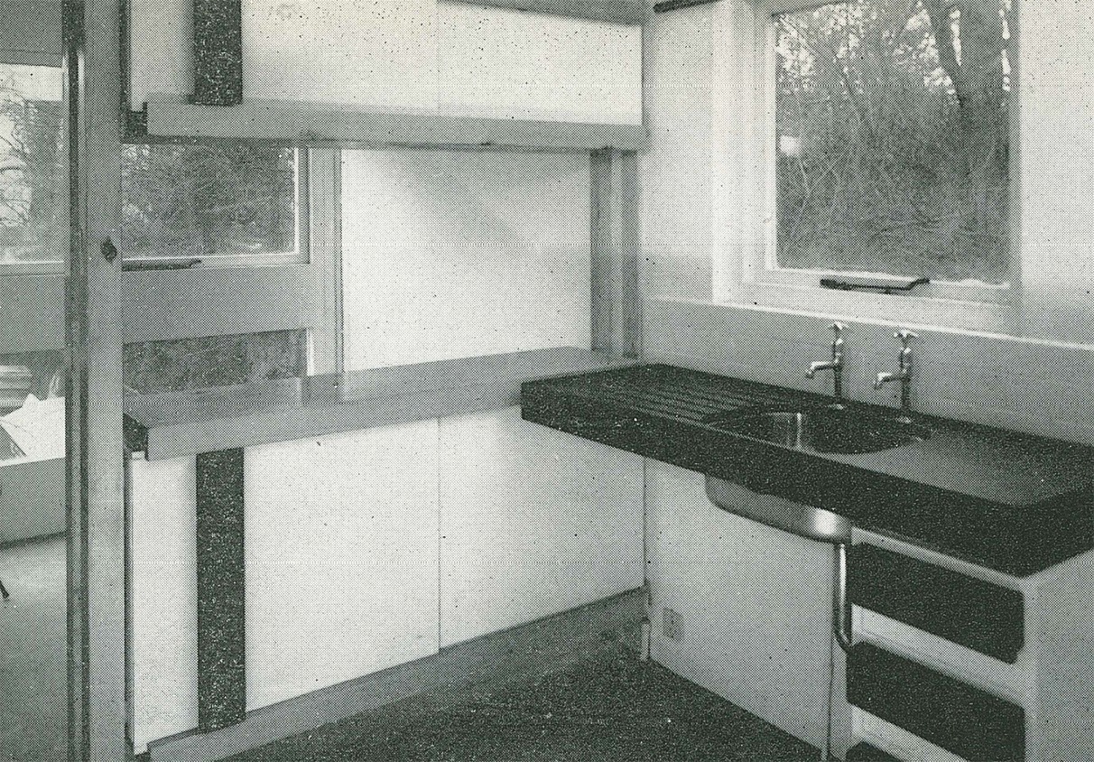 Flats at Ham Common by Stirling and Gowan - The Architectural Review