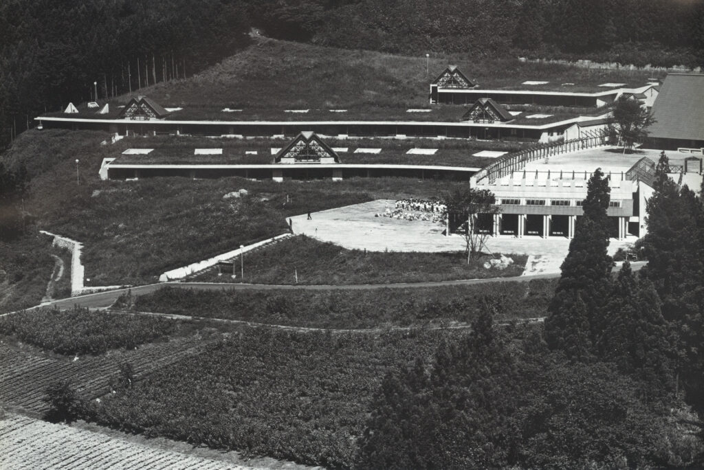 Field study centre in Tone-gun, Japan, by Sakakura Associates - The ...