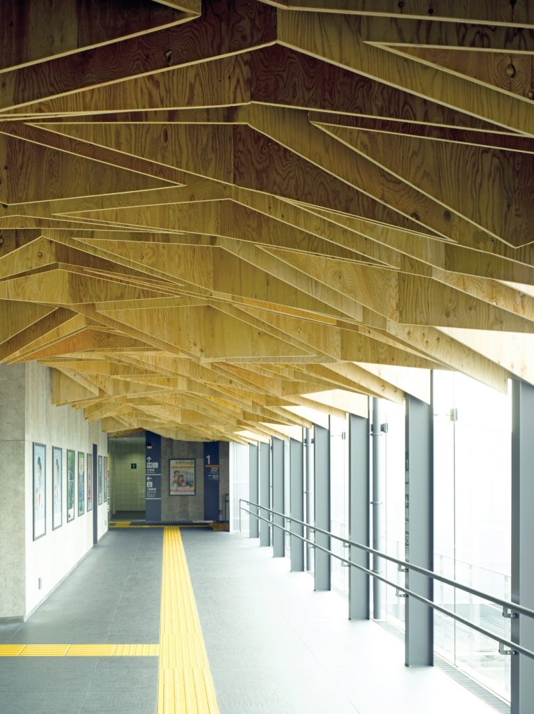 Canopy at Hoshakuji Station by Kengo Kuma and Associates, Takanezawa ...