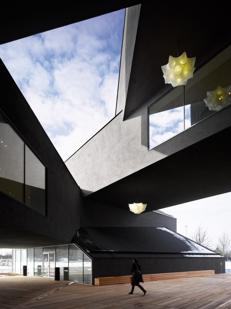 Vitrahaus by Herzog & De Meuron, Weil am Rhein, Germany - Architectural ...