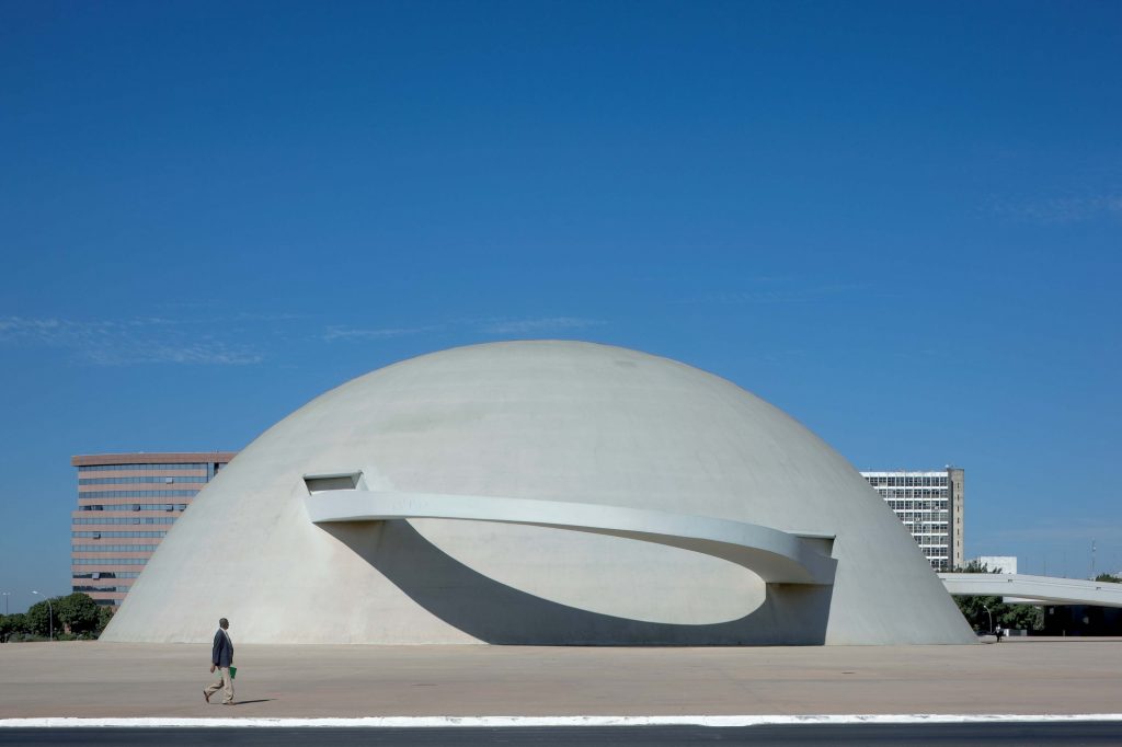 Duccio Malagamba navigates the vast lengths and breadths of Brasilia ...