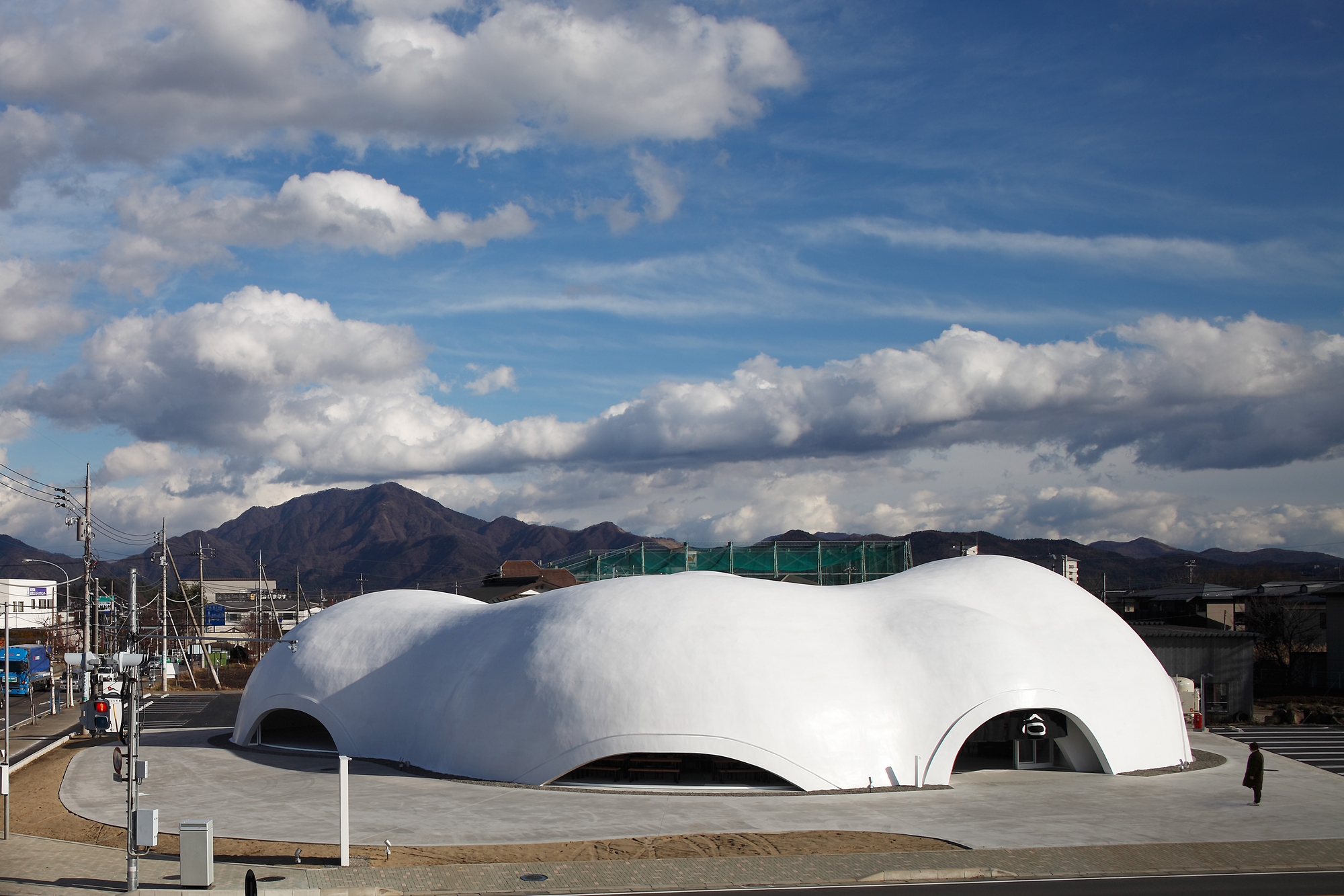 Hoto Fudo by Takeshi Hosaka Architects, Fuji Kawaguchiko, Yamanashi ...