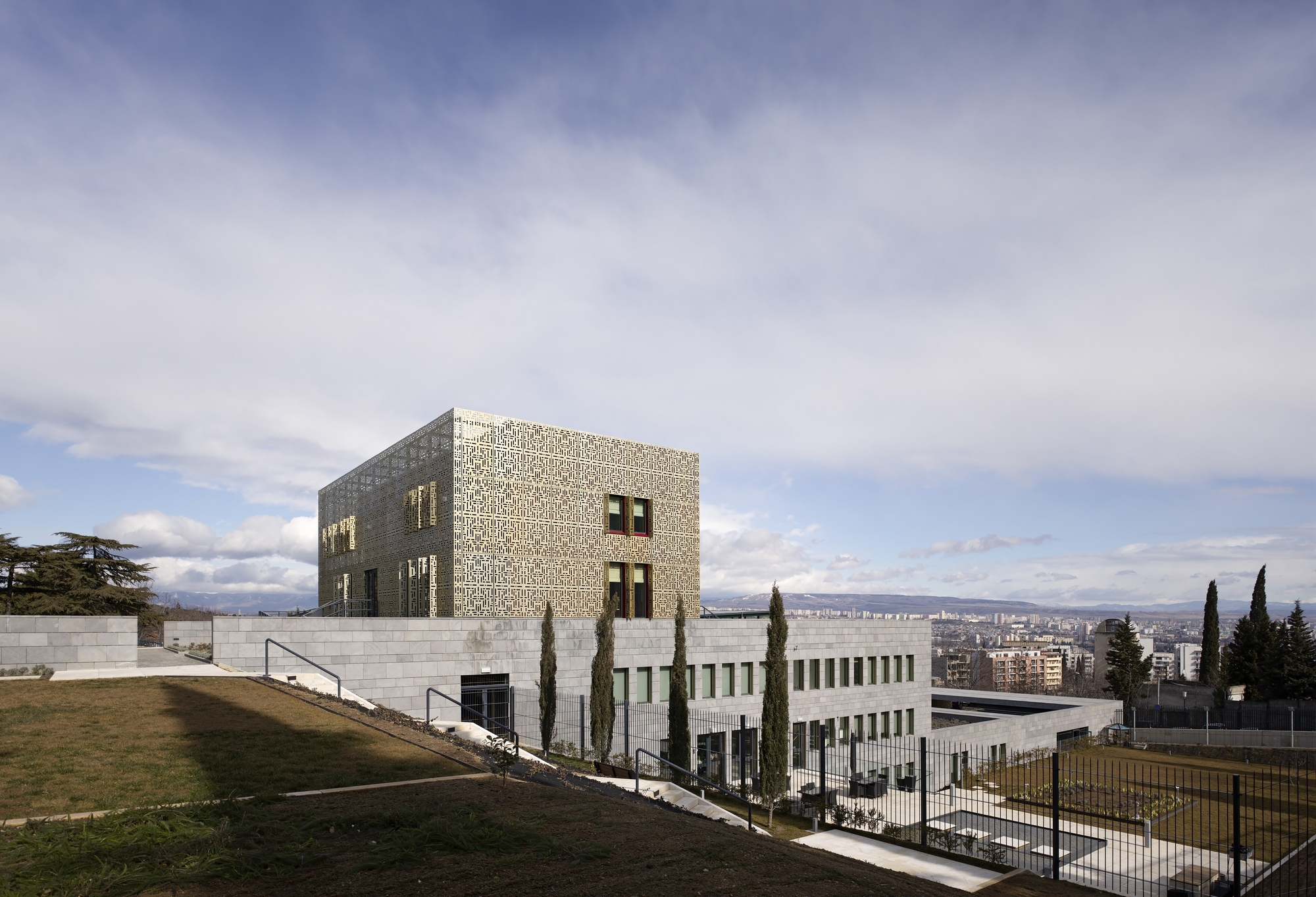 British Embassy by Michael Wilford, Tbilisi, Republic of Georgia ...