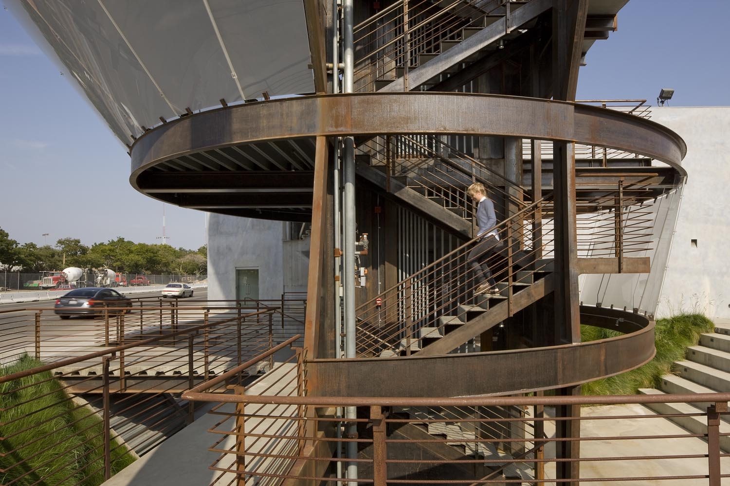 Samitaur Tower by Eric Owen Moss, Los Angeles, USA - Architectural Review