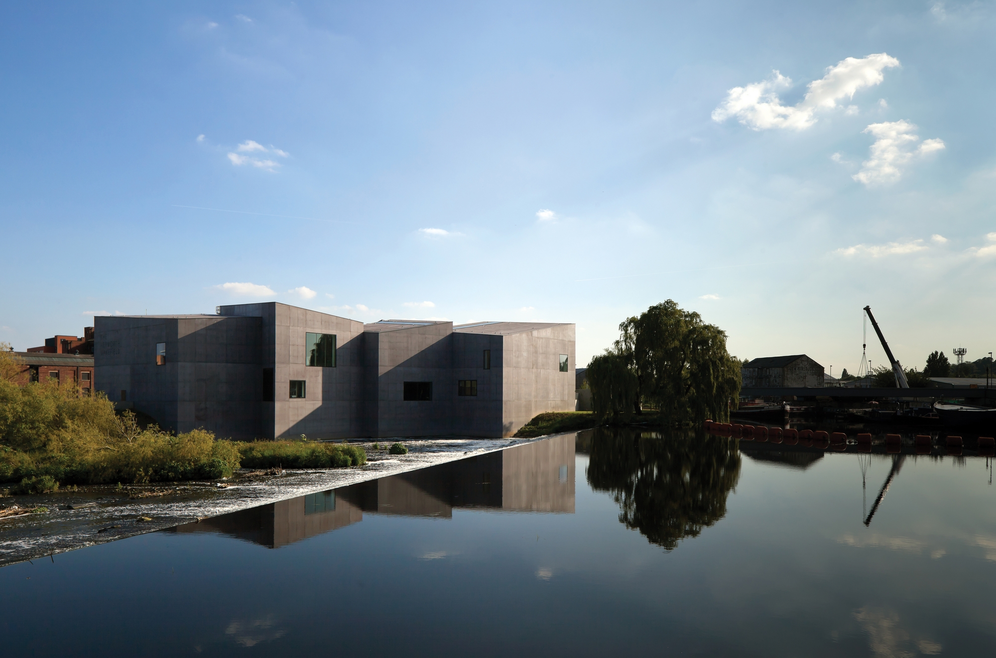 The Hepworth Wakefield by David Chipperfield Architects, Yorkshire, UK ...