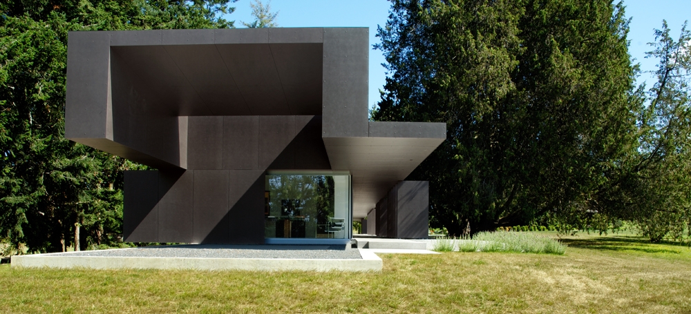 Linear House by Patkau Architects, Salt Spring Island, British Columbia ...