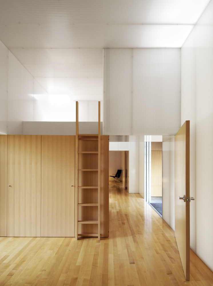 Linear House by Patkau Architects, Salt Spring Island, British Columbia ...