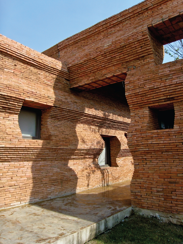 Film Institute by Boonserm Premthada, Thailand - Architectural Review