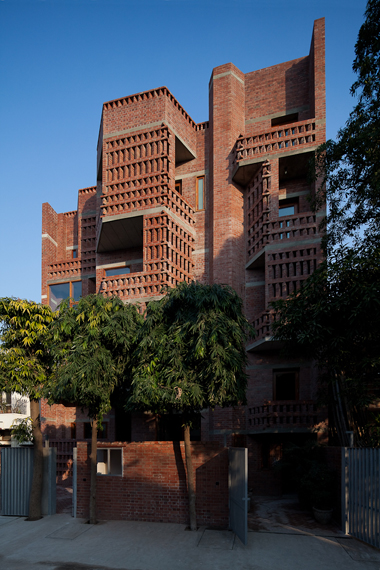 Delhi Defence Colony House by Vir Mueller Architects - The ...