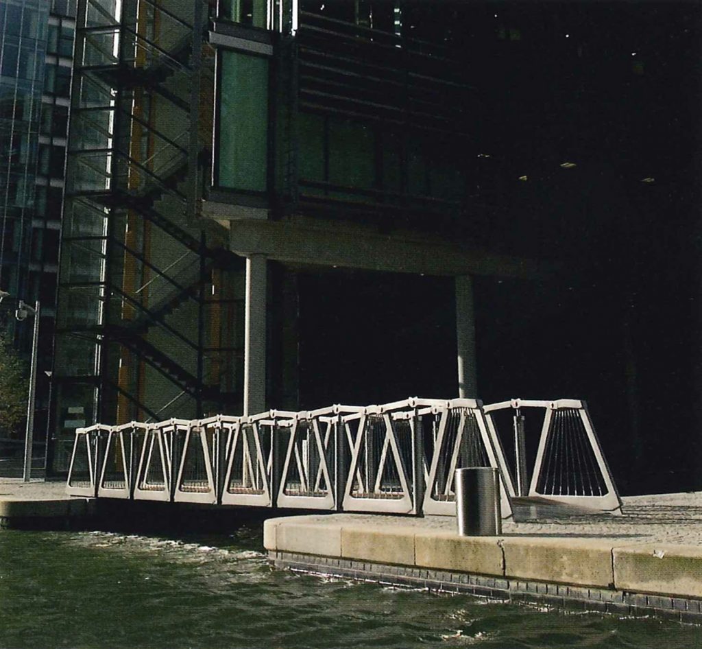 2005 December: Rolling Bridge, London by Thomas Heatherwick Studio ...