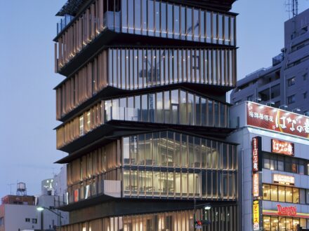 Japan - Architectural Review