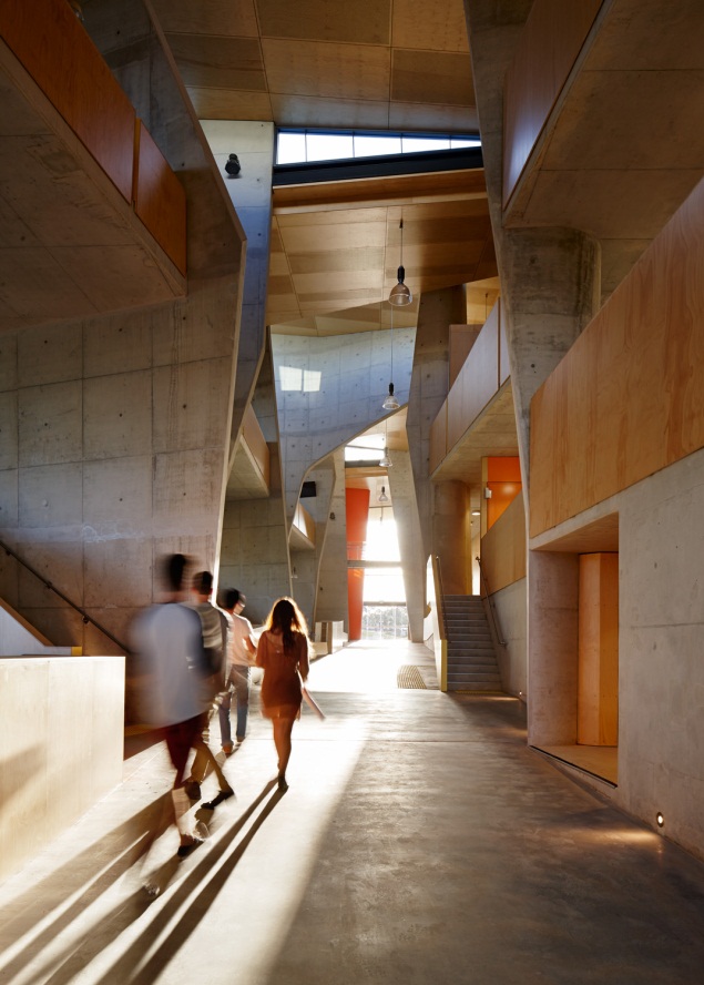 School of Architecture, Bond University, Brisbane, Australia, CRAB ...