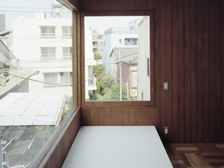 Onishimaki + Hyakudayuki's Double Helix house in Tokyo - Architectural ...