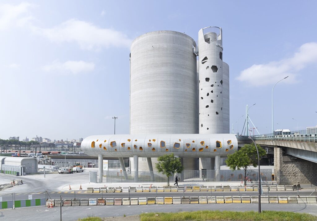 Beton Doux: Concrete Silos in Paris by Vialet Ballus - Architectural Review