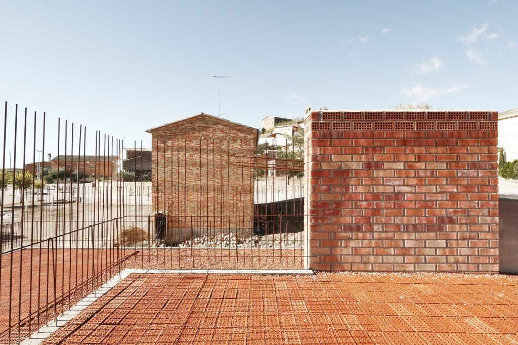 Sacred and profane: Archaeological museum in Seró, Spain, by Toni ...