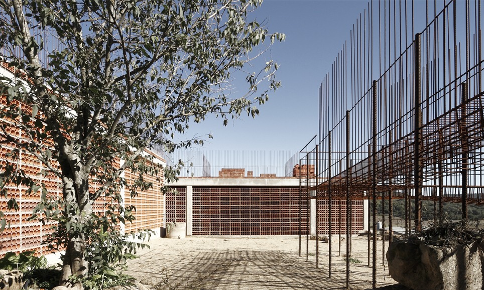 Sacred and profane: Archaeological museum in Seró, Spain, by Toni ...