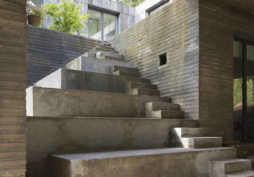 Guna House in Concepción, Chile by Pezo von Ellrichshausen - The ...