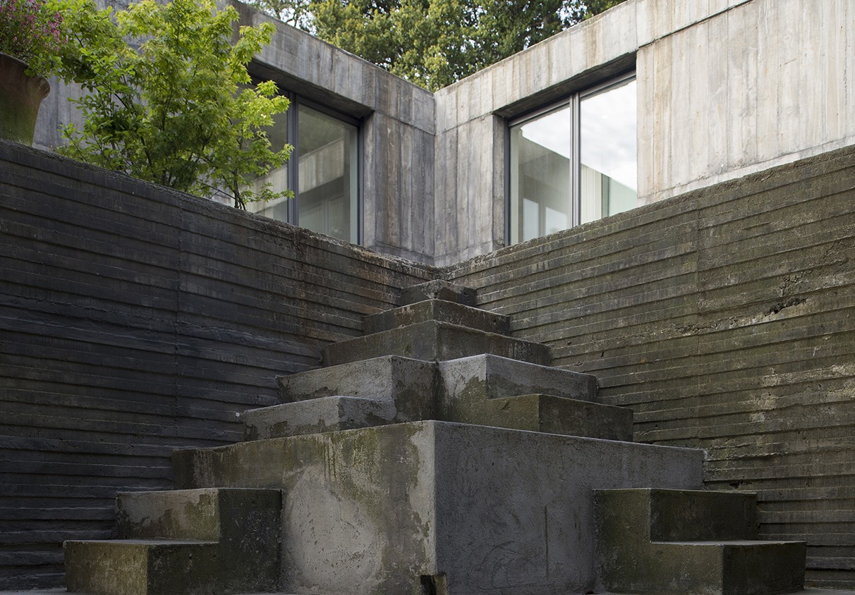 Guna House in Concepción, Chile by Pezo von Ellrichshausen - The ...