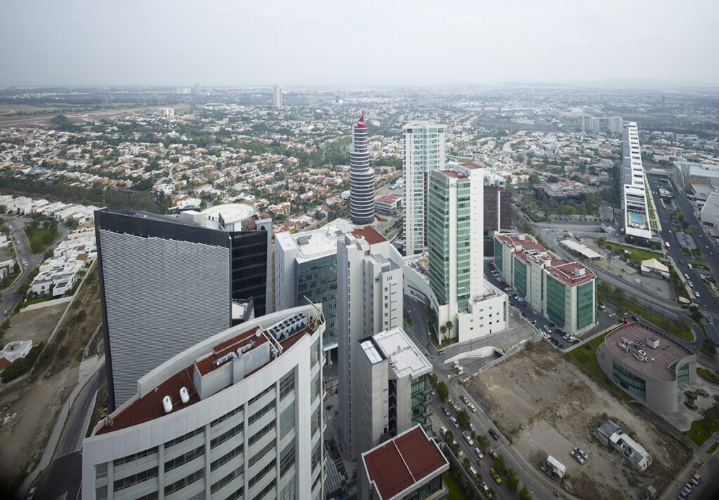 Cube II Tower in Guadalajara, Mexico by Estudio Carme Pinós - The ...