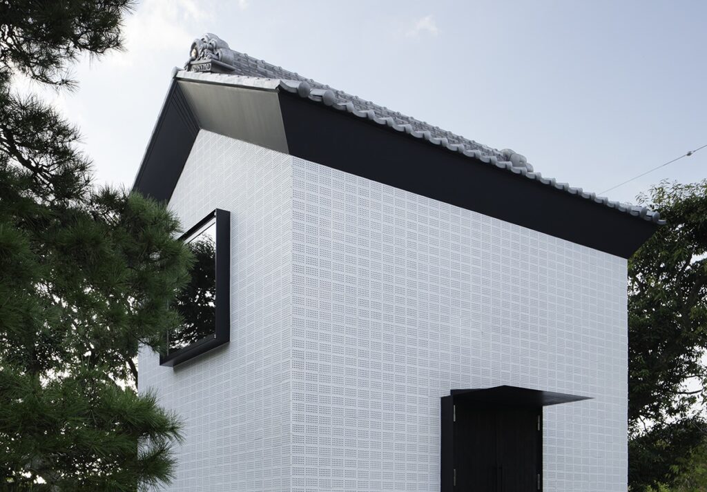 Rebirth House in Ibaraki, Japan by Ryo Matsui Architects ...
