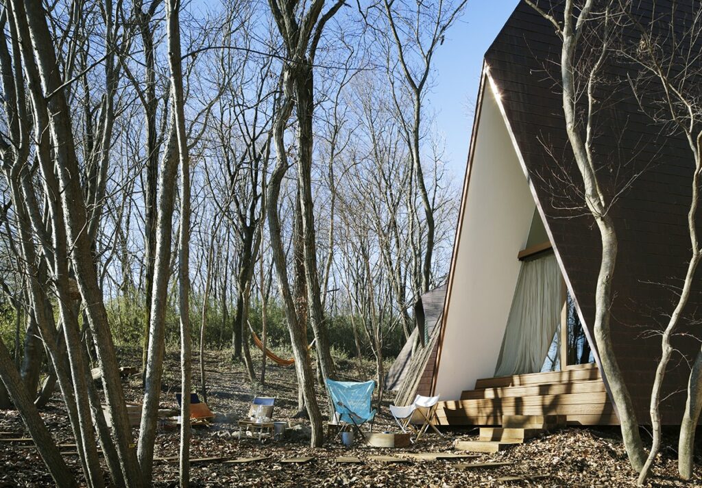 Nasu Tepee House in Tochigi, Japan by Hiroshi Nakamura & NAP Architects ...