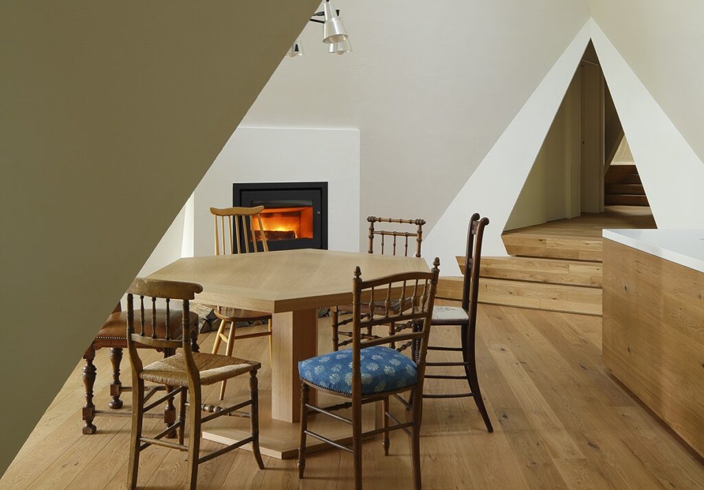 Nasu Tepee House in Tochigi, Japan by Hiroshi Nakamura & NAP Architects ...