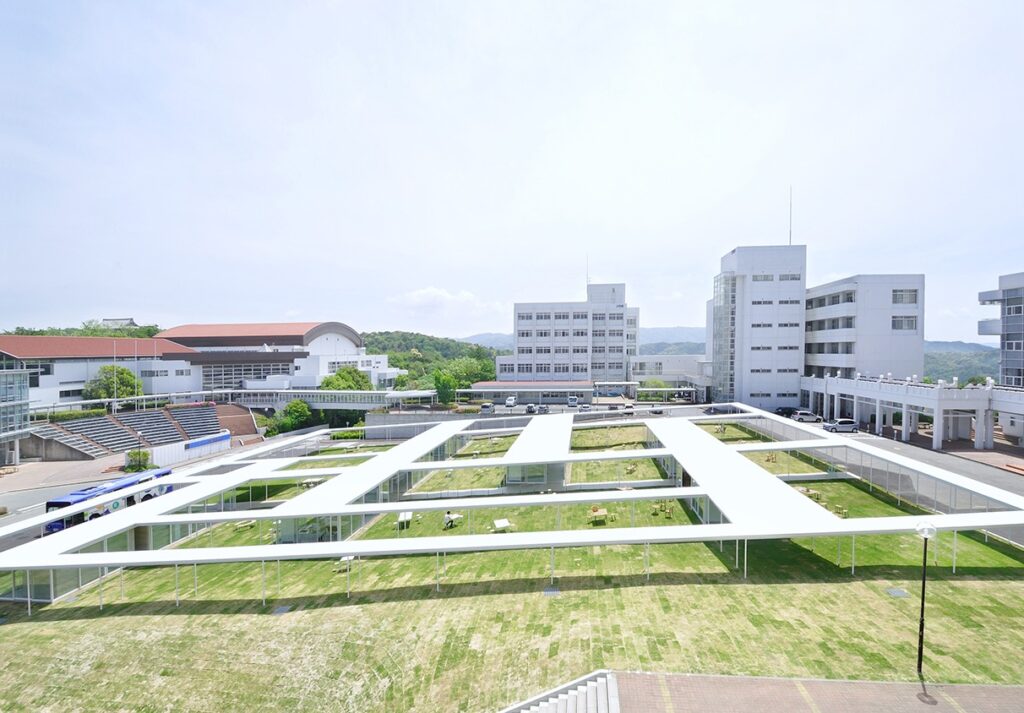 Aichi Sangyo University Educational Centre in Japan by Studio Velocity ...