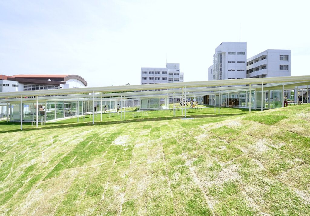 Aichi Sangyo University Educational Centre in Japan by Studio Velocity ...