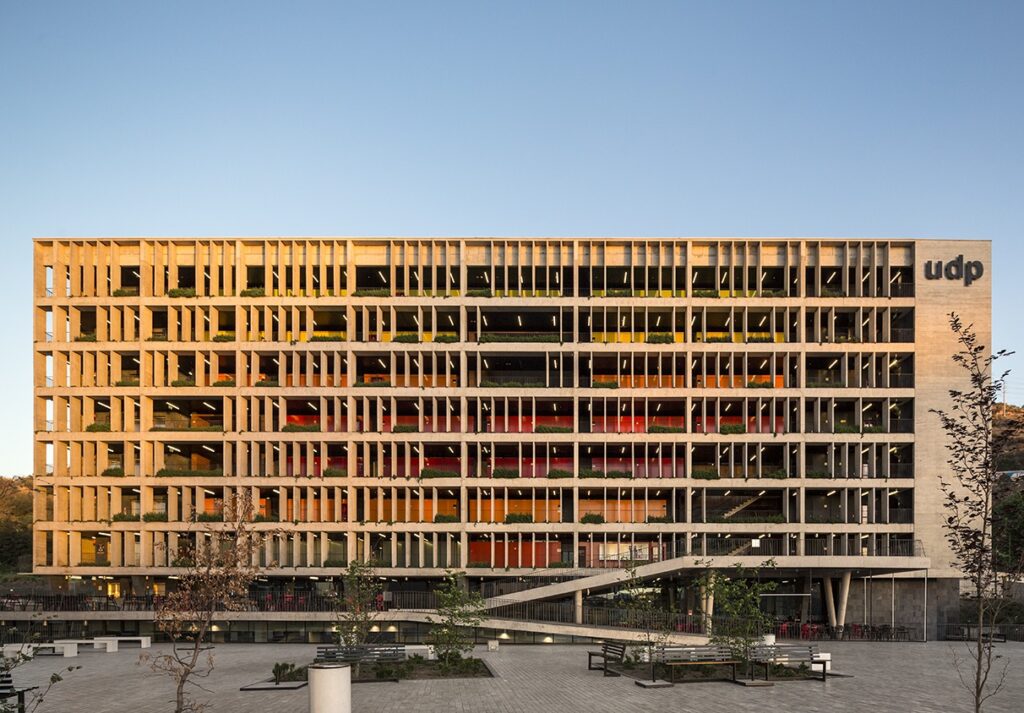 Diego Portales University in Chile by Rafael Hevia, Rodrigo Duque Motta ...