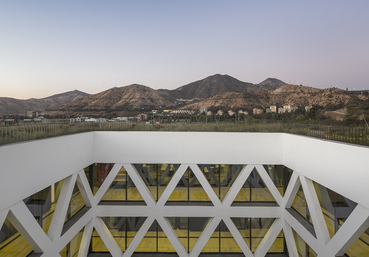 Diego Portales University in Chile by Rafael Hevia, Rodrigo Duque Motta ...