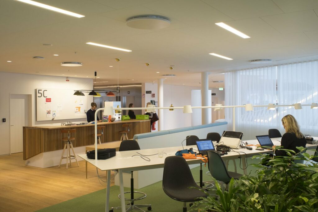 ‘Openess, simplicity and care’: 3XN's Stockholm Swedbank HQ ...