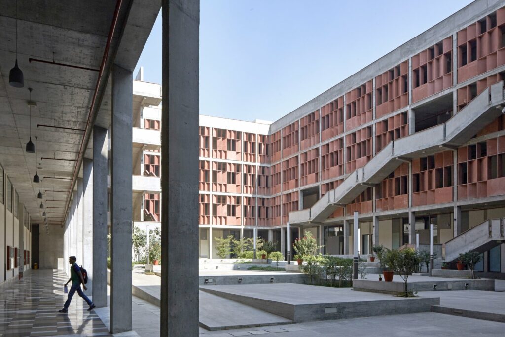 Vir.mueller’s IET in India - Architectural Review