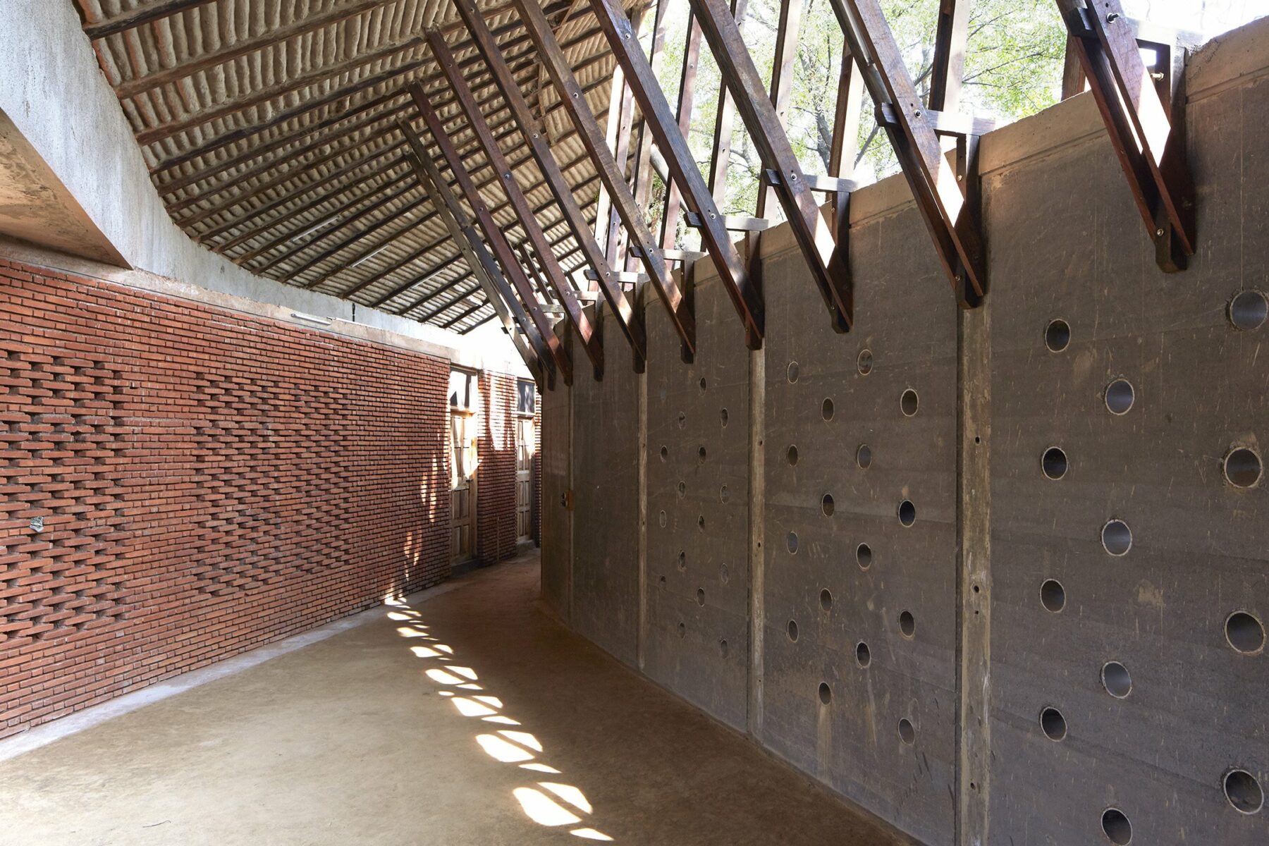 ‘sP+a’s Buddhist Centre prudently and intelligently creates soaring ...