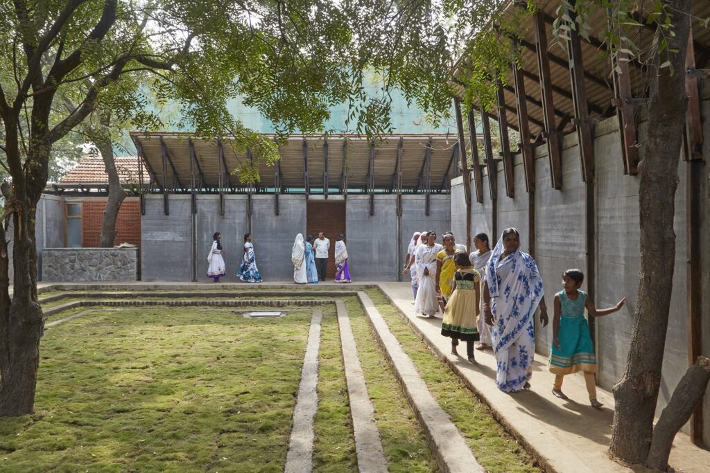 ‘sP+a’s Buddhist Centre prudently and intelligently creates soaring ...