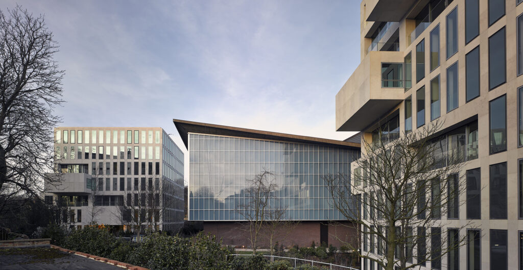 For the greater good?: the Commonwealth Institute/Holland Green housing ...