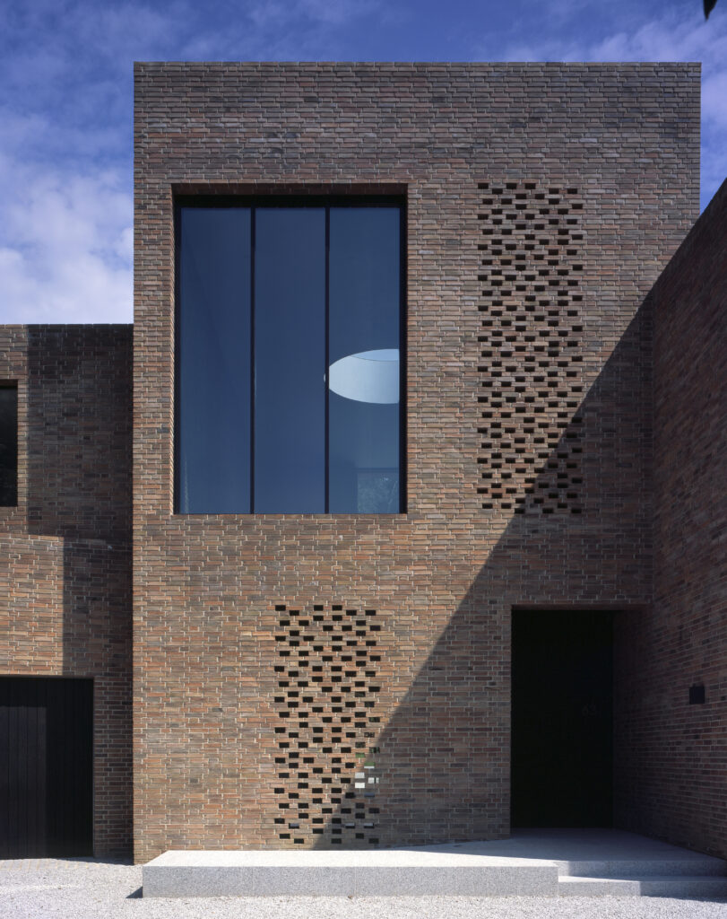 ‘At Highgate House, Carmody Groarke have made brick an animate organism ...