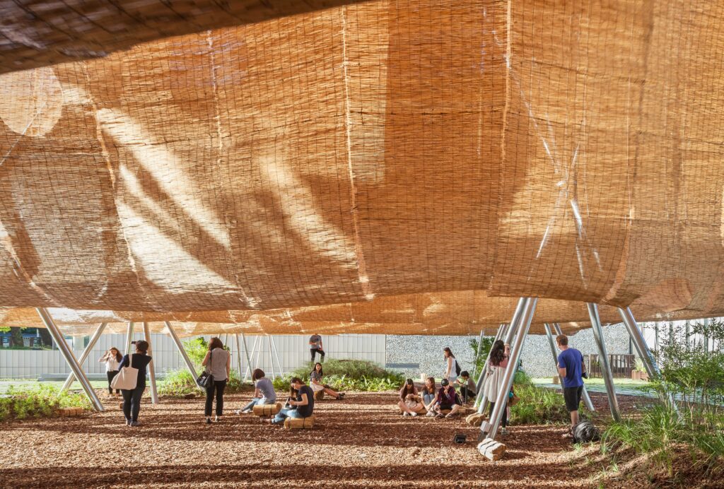 Reed Instrument: Roof Sentiment in Korea by Society of Architecture ...