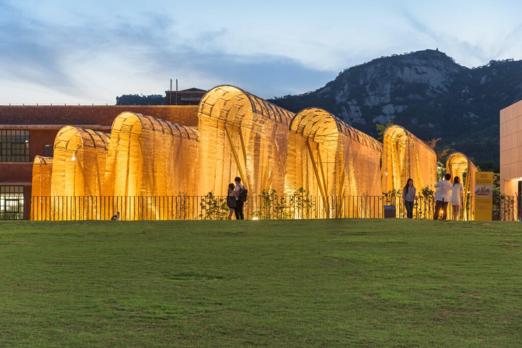 Reed Instrument: Roof Sentiment in Korea by Society of Architecture ...