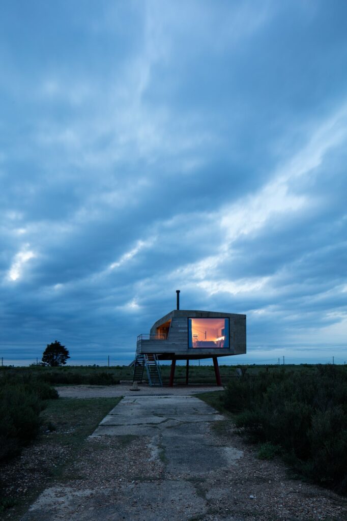 Estuary English: Redshank in Essex by Lisa Shell Architects with Marcus ...