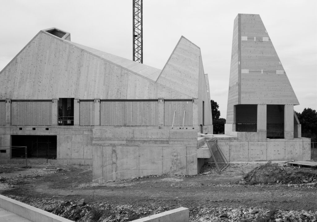 A host of oasts: Caring Wood by James Macdonald Wright with Niall ...