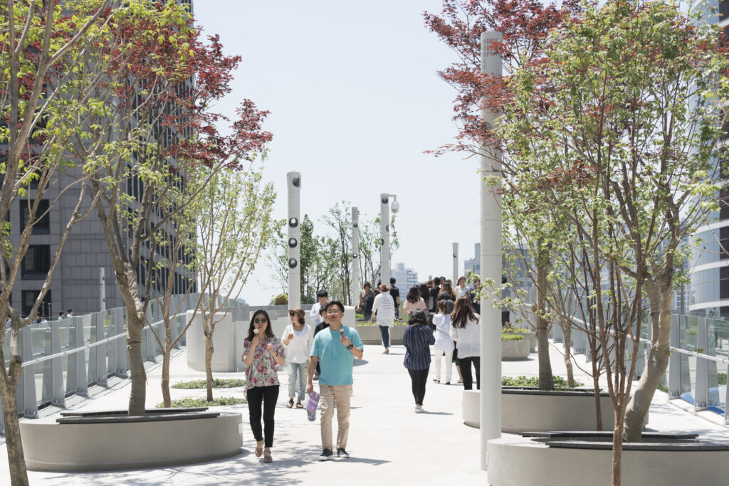 Seoullo Performance: Seoullo 7017 skygarden, Seoul, South Korea by ...