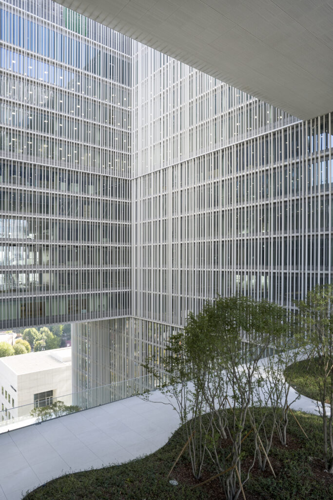 Corporate responsibility: Amorepacific headquarters, Seoul, by David ...