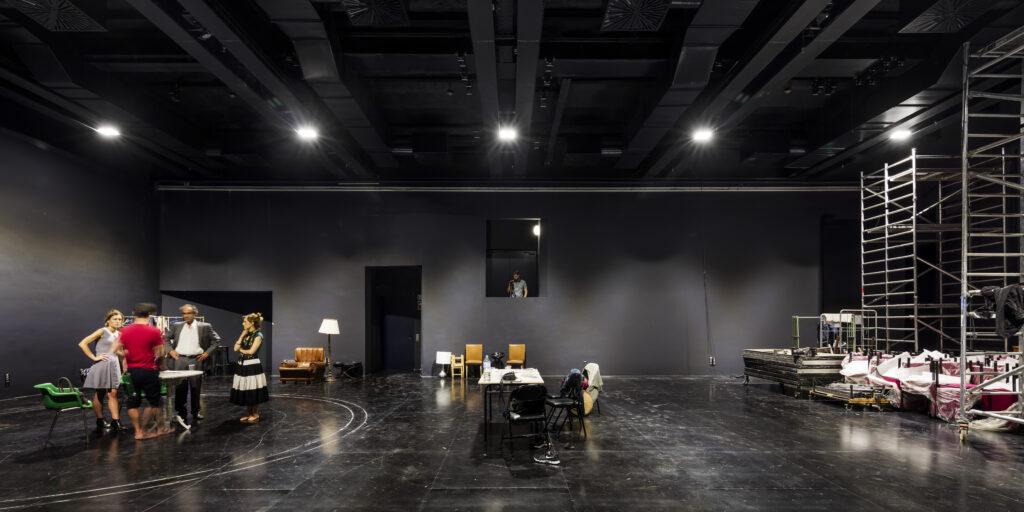 Ghost storeys: Sala Beckett theatre in Barcelona, Spain by Flores ...