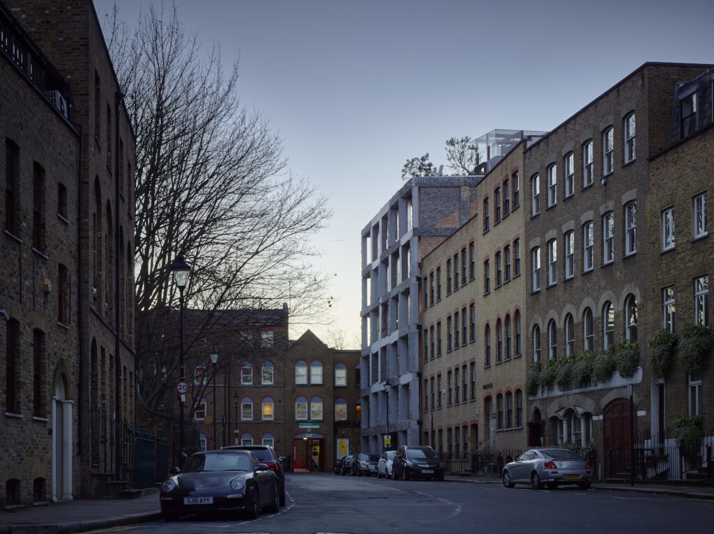 A song in stone: 15 Clerkenwell Close, London, UK, by Amin Taha ...