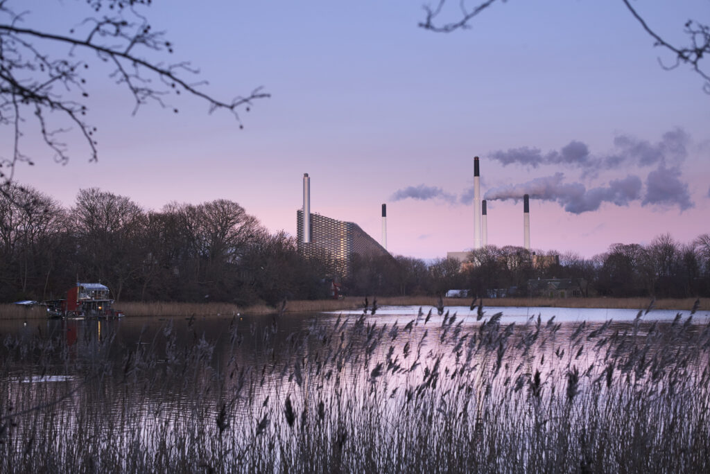 Amager Bakke Waste-to-Energy Plant in Copenhagen, Denmark, by BIG and ...