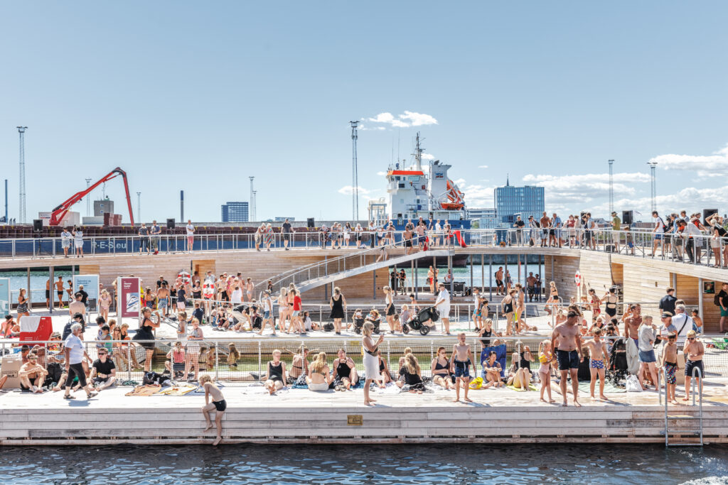 Harbour Bath in Aarhus, Denmark, by Bjarke Ingels Group - Architectural ...