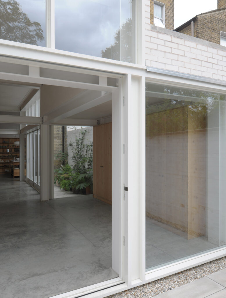 Light room: photographer’s house, London, UK, Hugh Strange Architects ...