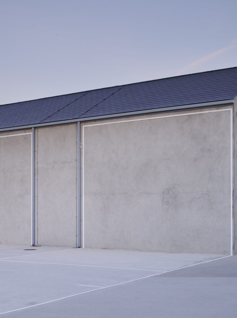 Nature of nurture: school buildings in Rosmuc and Inis Mór, Ireland, by ...