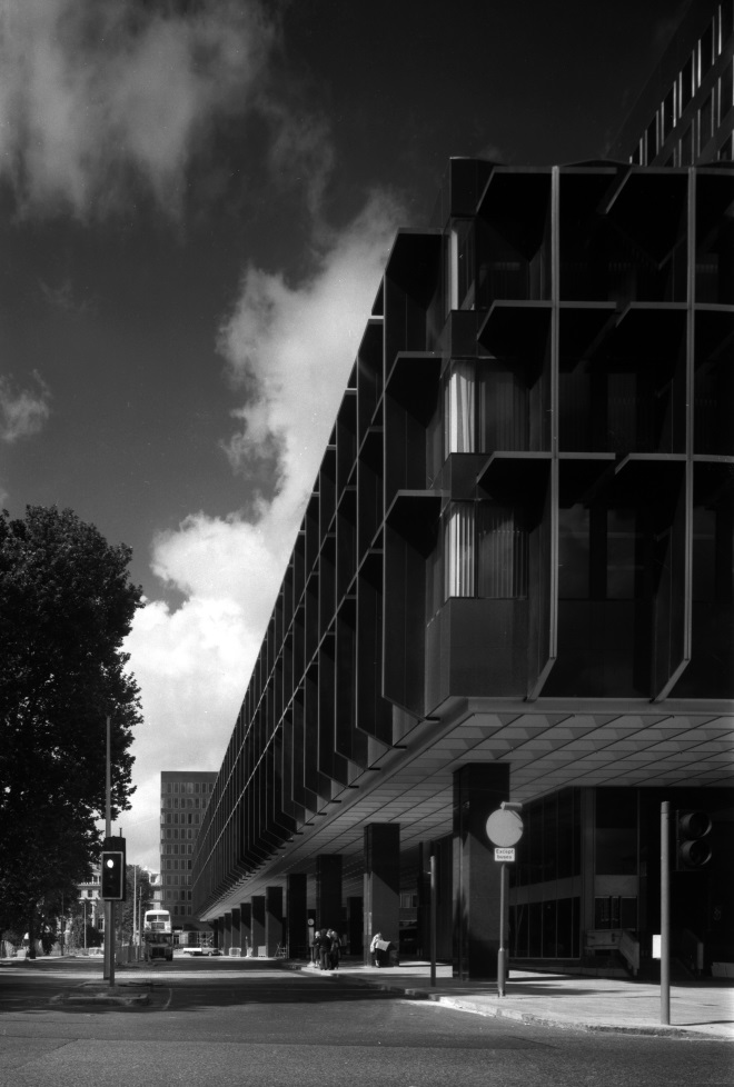 Richard Seifert (1910-2001) - Architectural Review